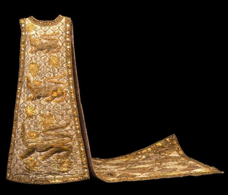 Tabard worn by Ian McKellen as Richard II | Wilson, Susanna | Goodchild ...