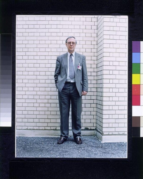 Untitled (Portrait of James Close, Victoria & Albert Museum) | Shafran ...