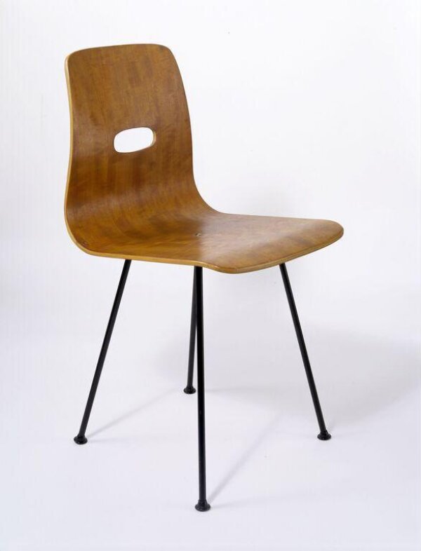 The Q Rod chair | Day, Robin | V&A Explore The Collections