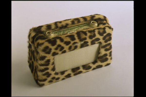 Roberts Model R500 | V&A Explore The Collections