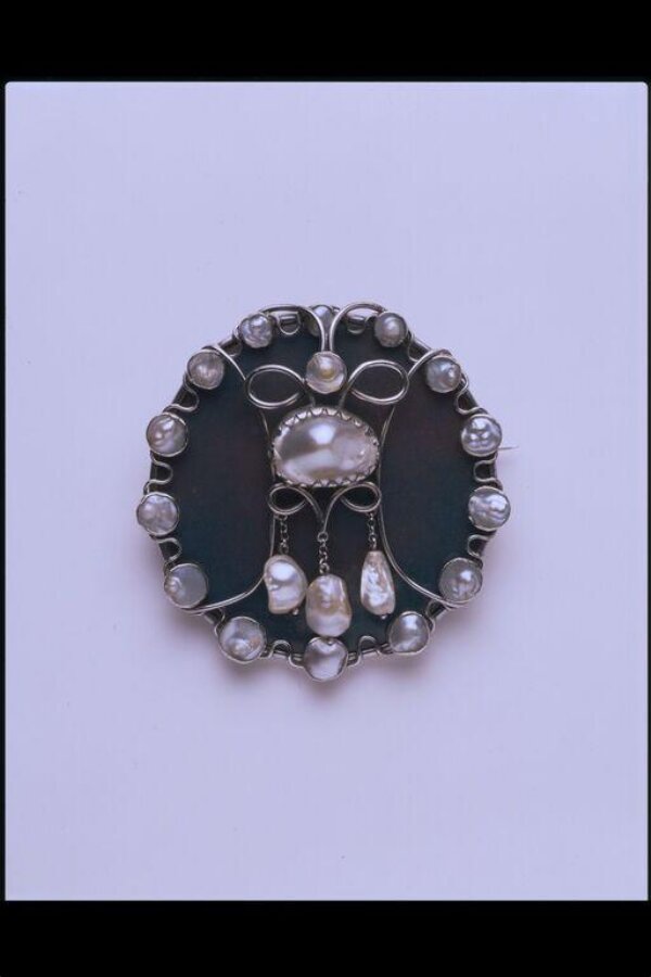 Brooch | Ashbee, Charles Robert | V&A Explore The Collections