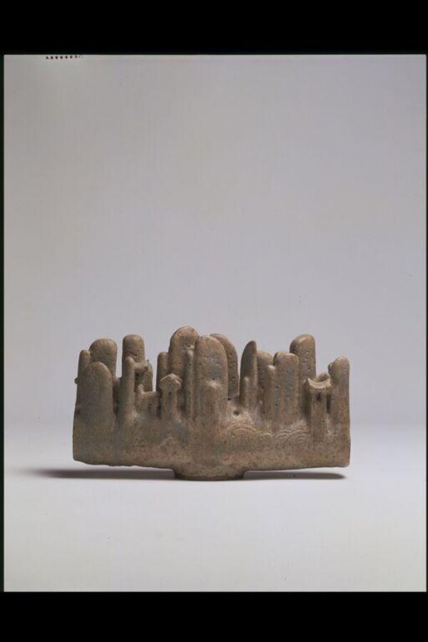 Barrel pot | Godfrey, Ian | V&A Explore The Collections