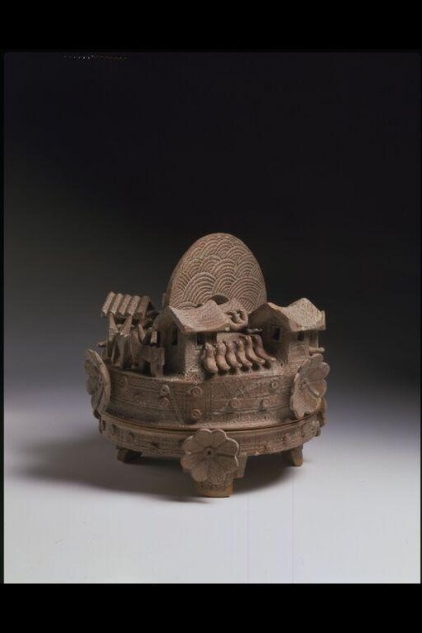 Grey Fox Box | Godfrey, Ian | V&A Explore The Collections