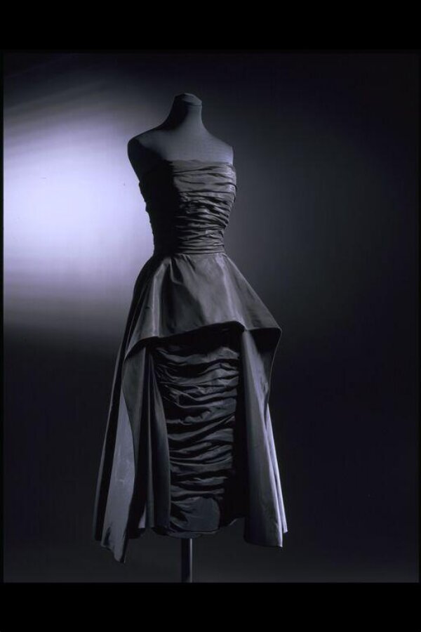 Evening Dress | Christian Dior | V&A Explore The Collections