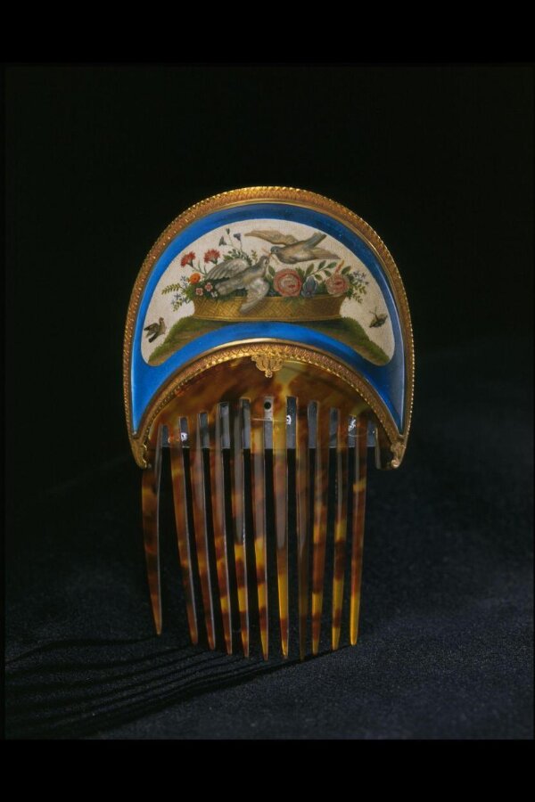 Comb | Unknown | V&A Explore The Collections