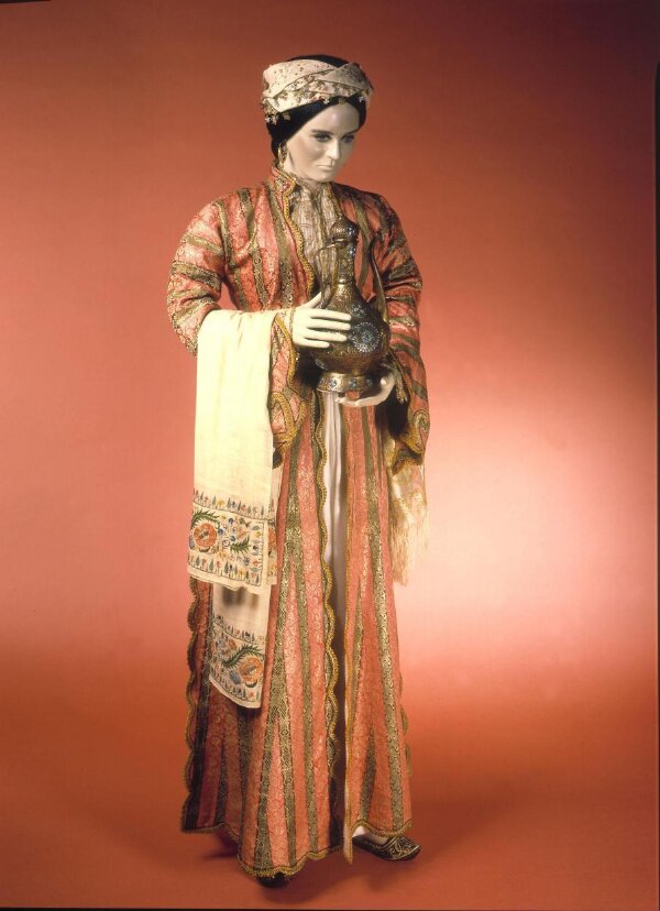 Entari | V&A Explore The Collections