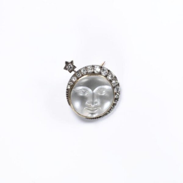 Brooch | Unknown | V&A Explore The Collections