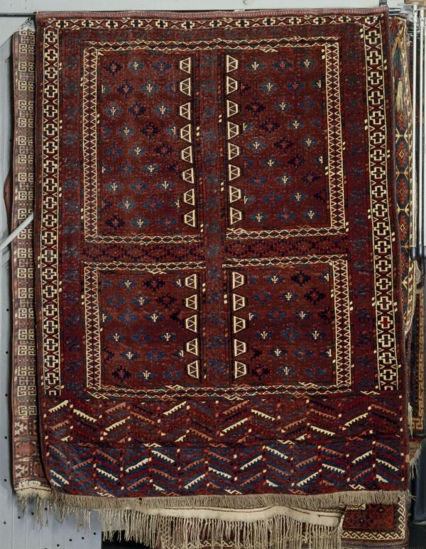 Carpet | V&A Explore The Collections