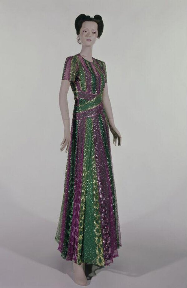Evening Dress | Mainbocher | V&A Explore The Collections