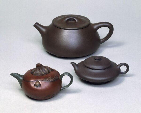 Teapot | Jiang Rong | V&A Explore The Collections