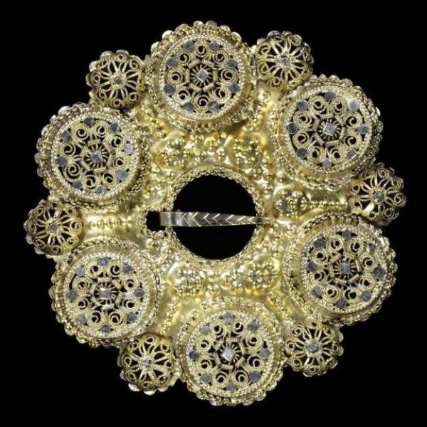 Brooch | Unknown | V&A Explore The Collections