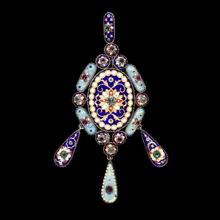 Pendant | Ydot | V&A Explore The Collections
