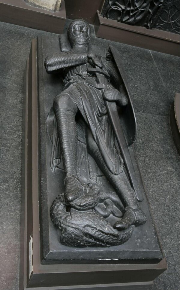 Tomb Effigy | V&A Explore The Collections