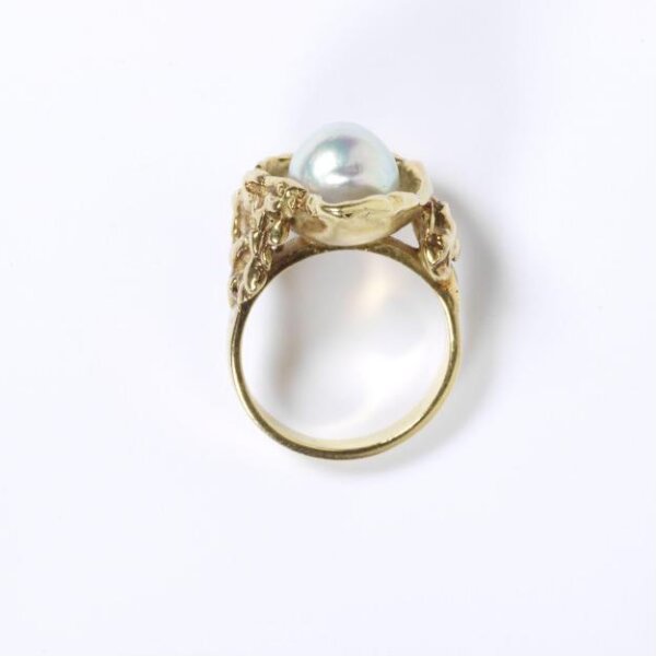 Ring | Donald, John | V&A Explore The Collections