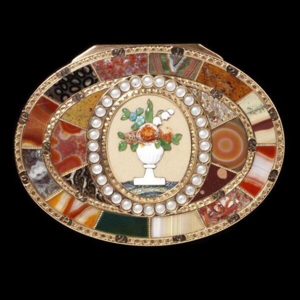 Box | Neuber, Johann Christian | V&A Explore The Collections