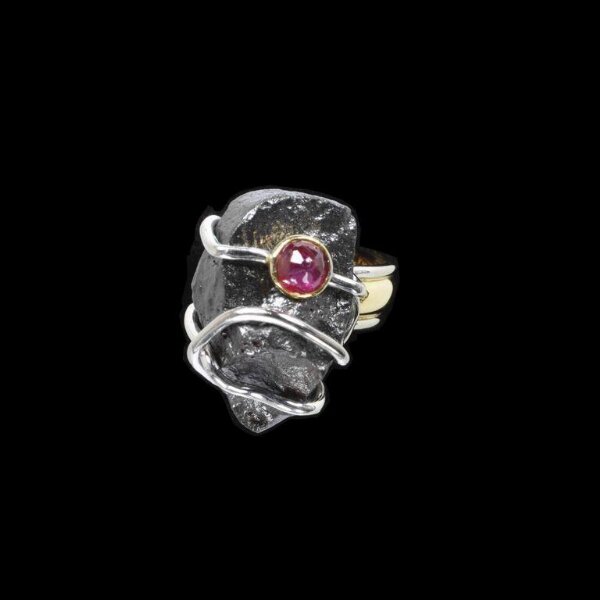 Ring | Cattermole, Joe | Jacot, Bernadine | V&A Explore The Collections