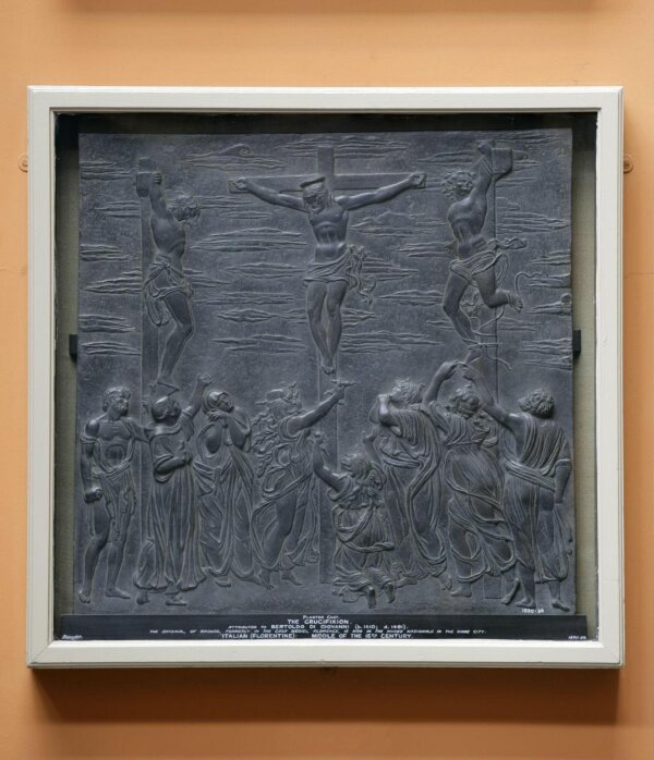 The Crucifixion | Lelli, Oronzio | Di Giovanni, Bertoldo | V&A Explore ...