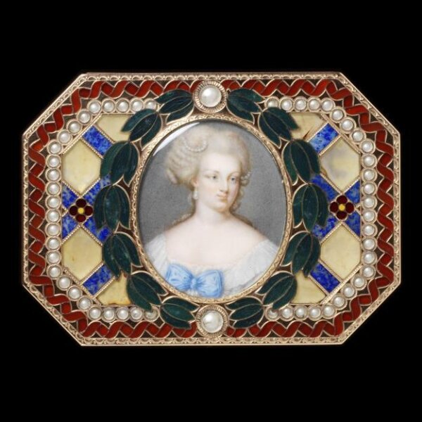 Box | Neuber, Johann Christian | V&A Explore The Collections