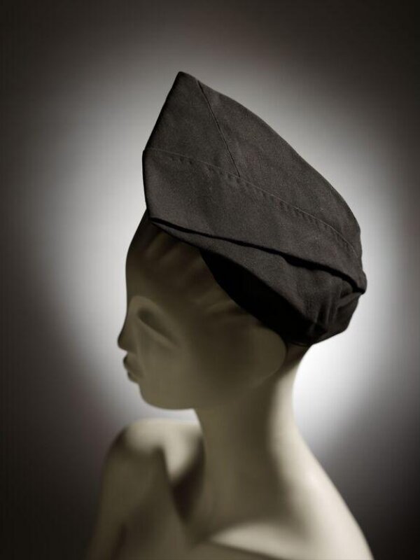 Hat | James, Charles | V&A Explore The Collections