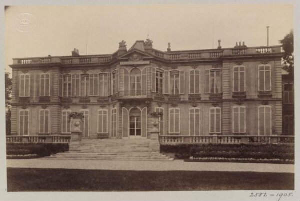 Exterior, Austrian Embassy, Paris, France | Atget, Jean-Eugène-Auguste ...