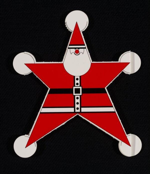 Santa Chain | V&A Explore The Collections