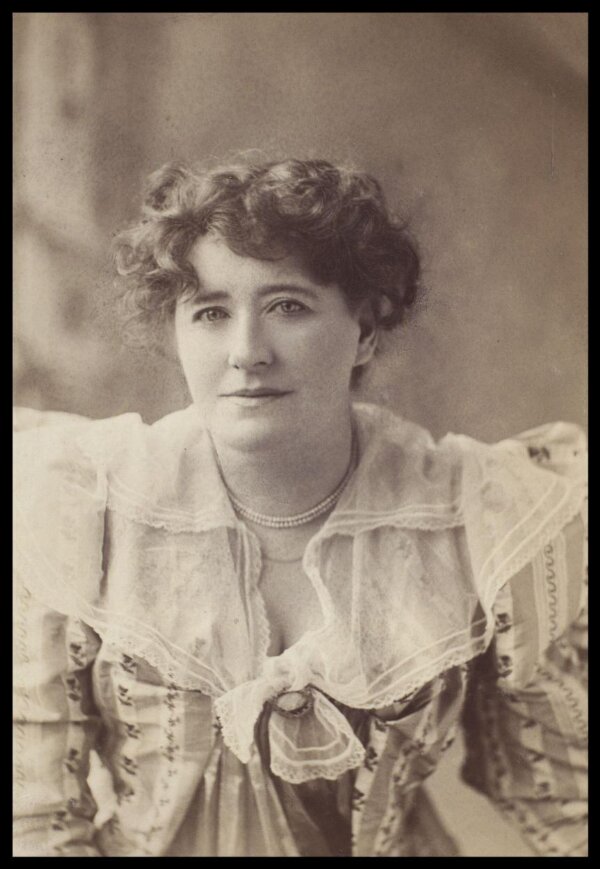 Guy Little Theatrical Photograph | Ellis, Alfred | V&A Explore The ...