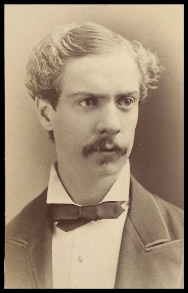 Guy Little Theatrical Photograph | V&A Explore The Collections