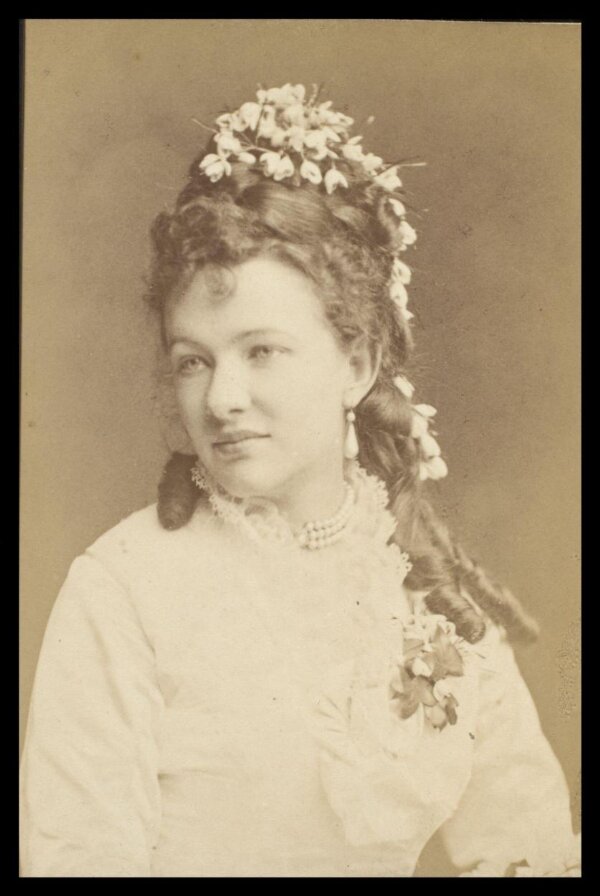 Guy Little Theatrical Photograph | V&A Explore The Collections