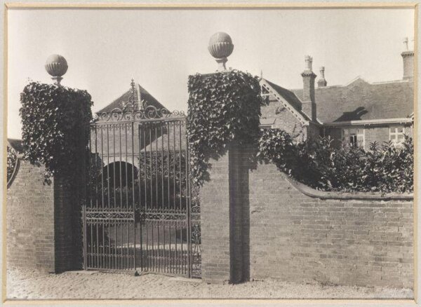 National Photographic Record and Survey | Henton, George M. | V&A ...