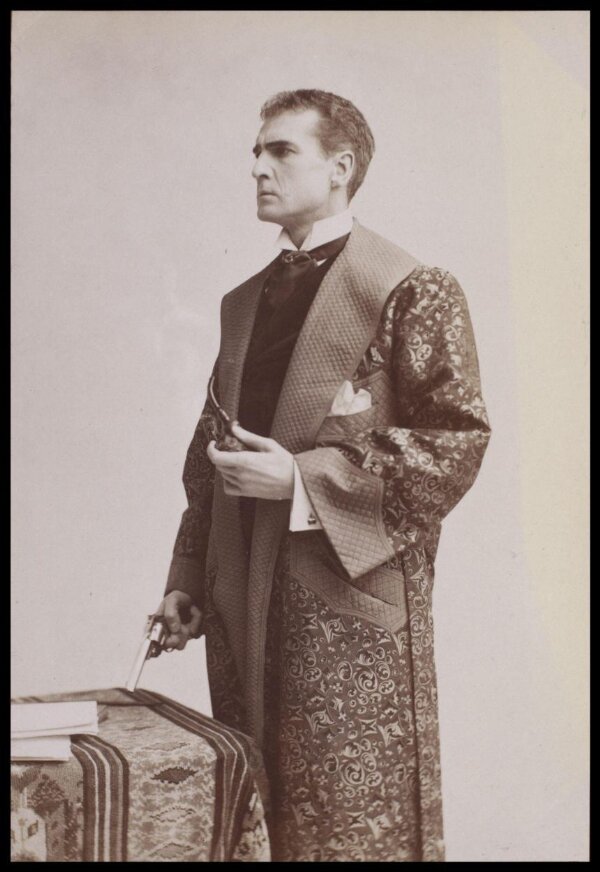 Guy Little Theatrical Photograph | V&A Explore The Collections