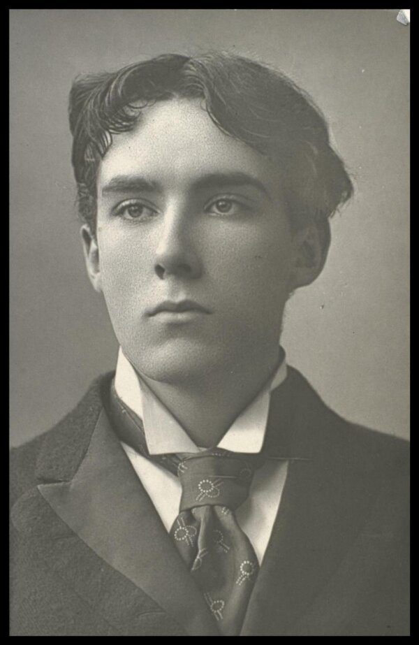 Guy Little Theatrical Photograph | Ellis, Alfred | V&A Explore The ...