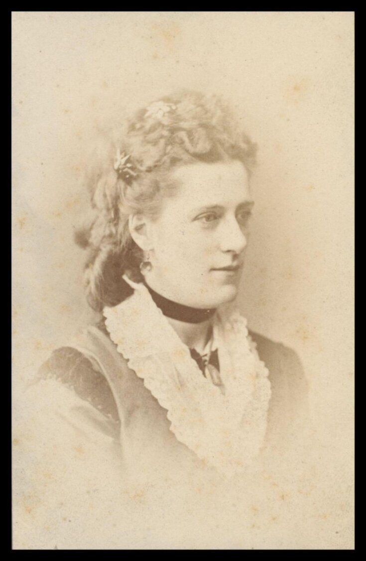 Guy Little Theatrical Photograph | V&A Explore The Collections