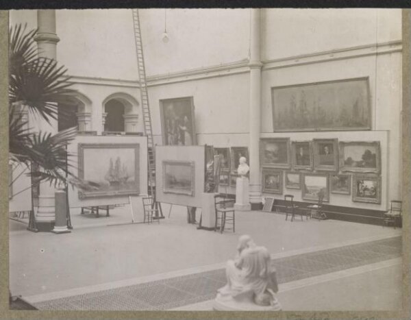 Victoria and Albert Museum, Exhibition of paintings, North court, south ...