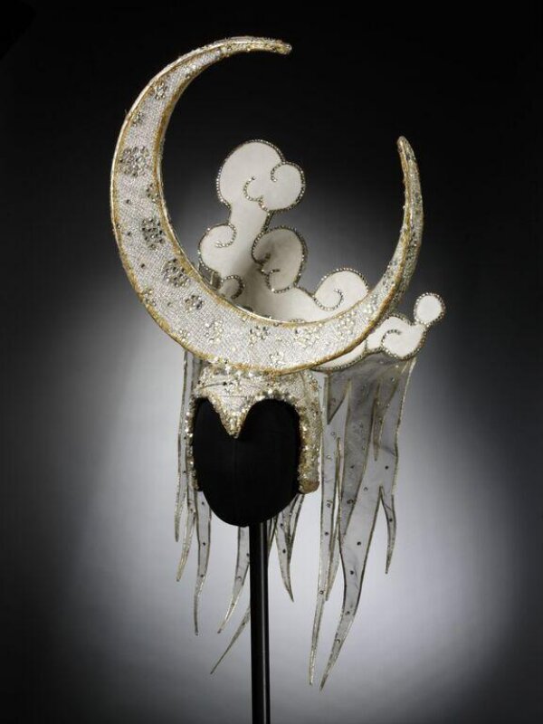 Theatre Costume | Cobb, Ronald | V&A Explore The Collections