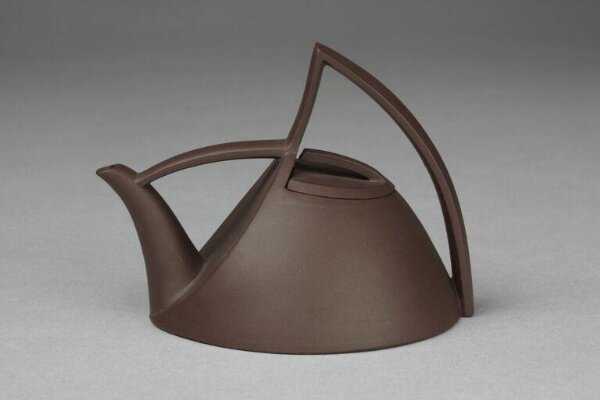 Teapot | Zhang, Zhiqing | Gulotta, Gerald | Zhou, Dinghua | V&A Explore ...