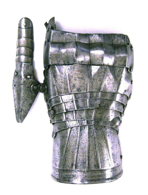 Gauntlet | Unknown | V&A Explore The Collections