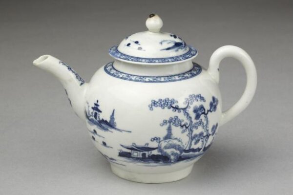 Teapot and Cover | V&A Explore The Collections