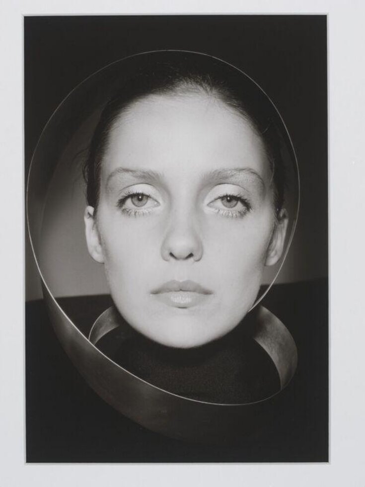 Donna Mitchell with Necklace | Hiro | V&A Explore The Collections