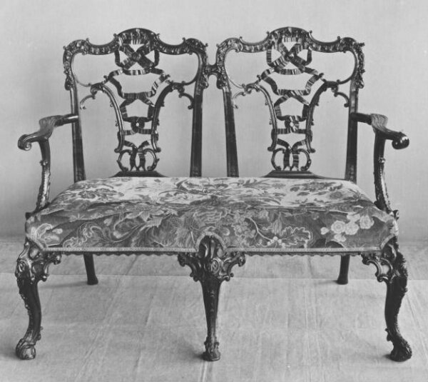 Settee | Unknown | Thomas Chippendale Senior | V&A Explore The Collections