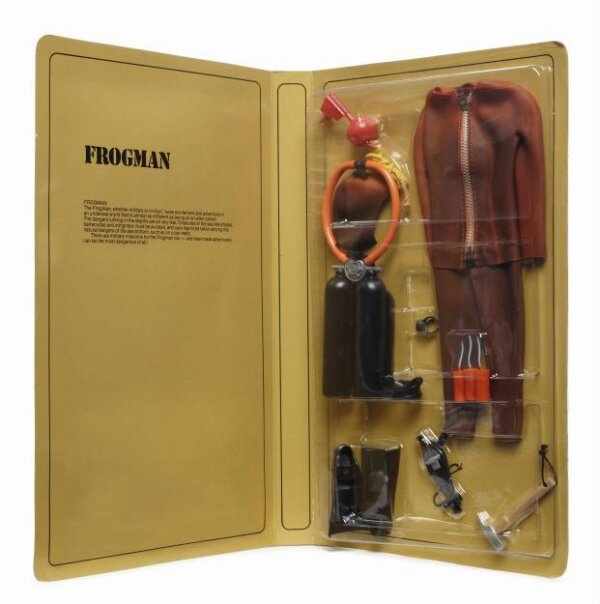 Frogman Outfit; THE SOLDIERS | V&A Explore The Collections