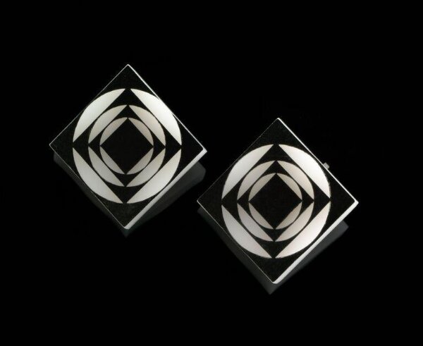 Optik Art Jewellery | Watkins, David | Ramshaw, Wendy | V&A Explore The ...