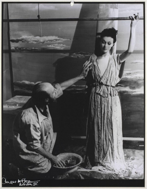 The making of ' Vivien Leigh as Aurora, Goddess of Dawn' | Vickers ...