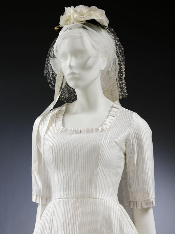 Wedding Dress | Ramshaw, Wendy | V&A Explore The Collections