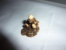 Netsuke | Hidemasa | V&A Explore The Collections