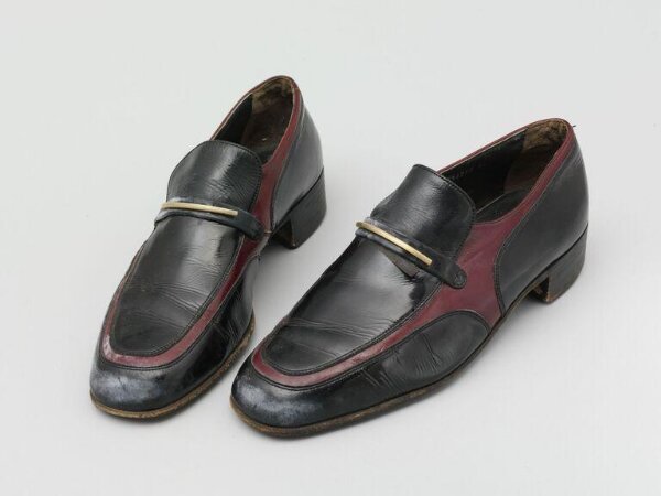 Pair of Shoes | V&A Explore The Collections