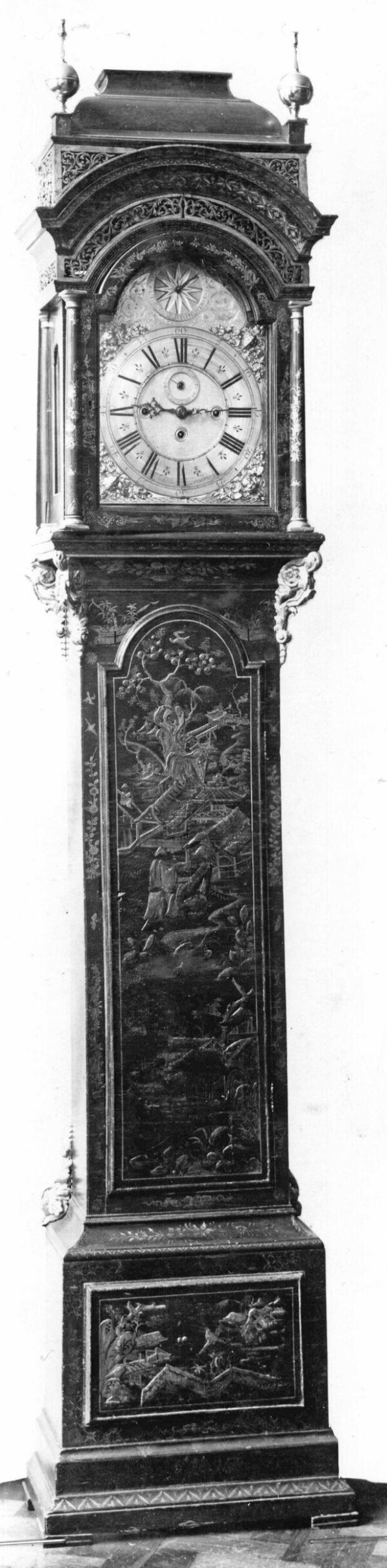 Longcase Clock | Windmills, Thomas | V&A Explore The Collections