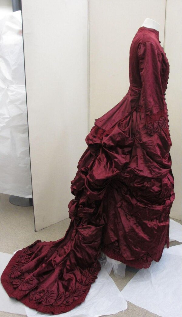 Dress | V&A Explore The Collections