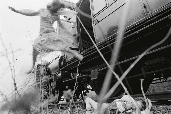 Jump 1970 | Mendes, Brigida | Lee, Jim | V&A Explore The Collections