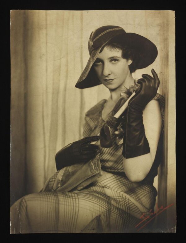 Ellen Pollock | Sasha | V&A Explore The Collections