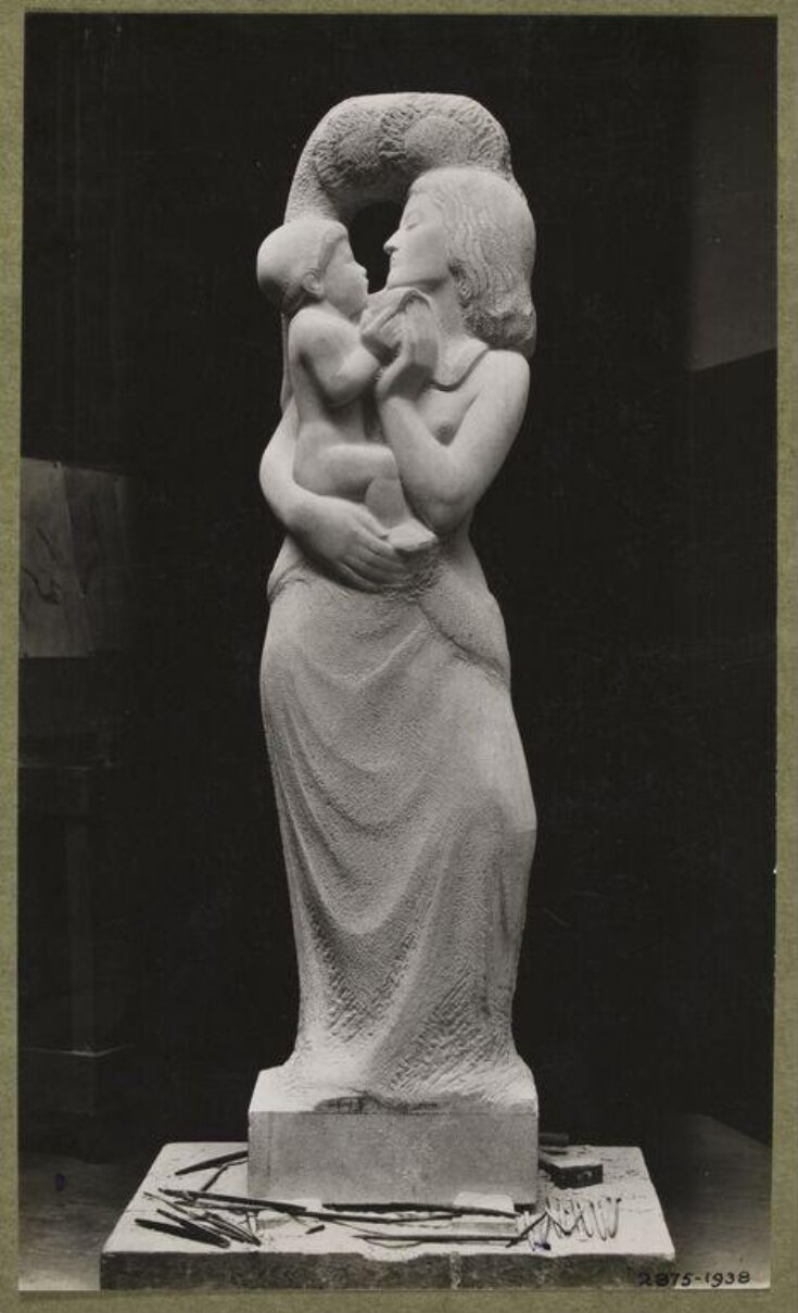 Photograph | Ledward, Gilbert | V&A Explore The Collections